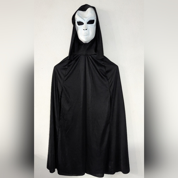 Easter Unlimited | Party Supplies | Scream Ghost Face Mask Gen Easter ...